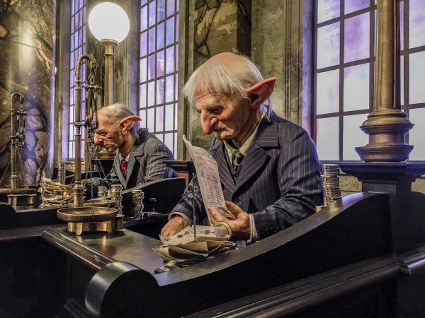 Escape from Gringotts Pre-Show Is Back at Universal Studios Orlando ...