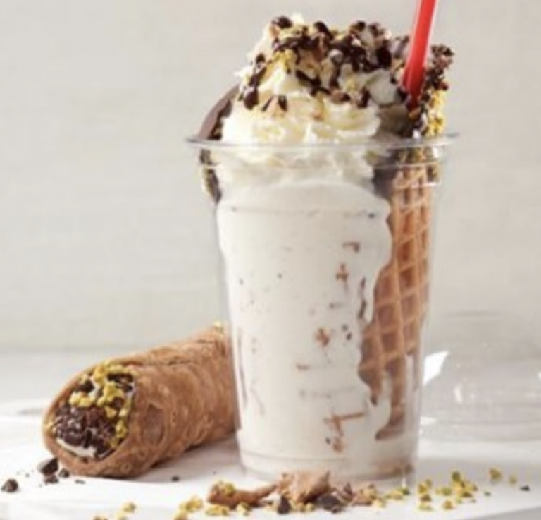 Vivoli it Gelato at Disney Springs Brings Back their Popular Cannoli ...