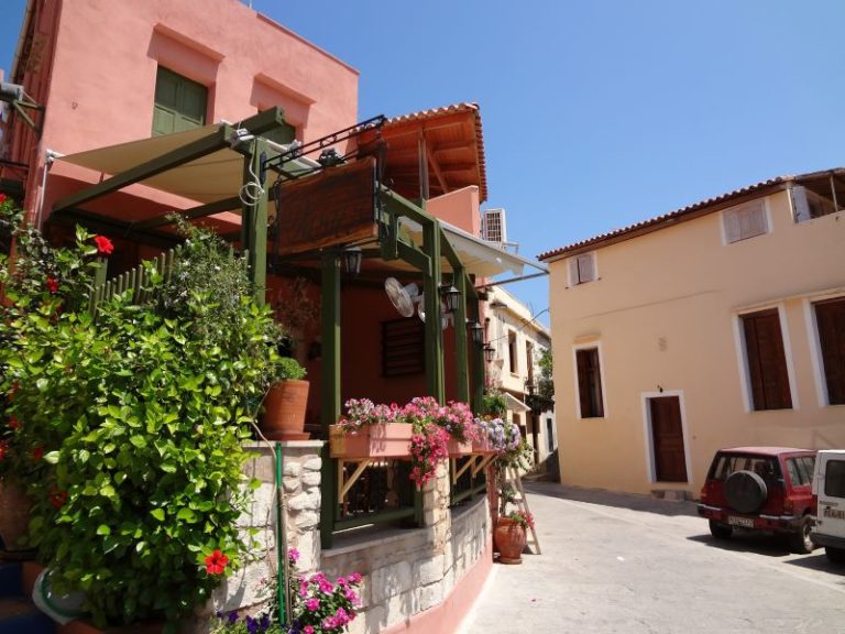 25 Best Things to Do in Rethymno, Greece - The Go To Family