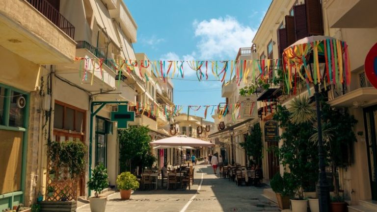 25 Best Things to Do in Rethymno, Greece - The Go To Family
